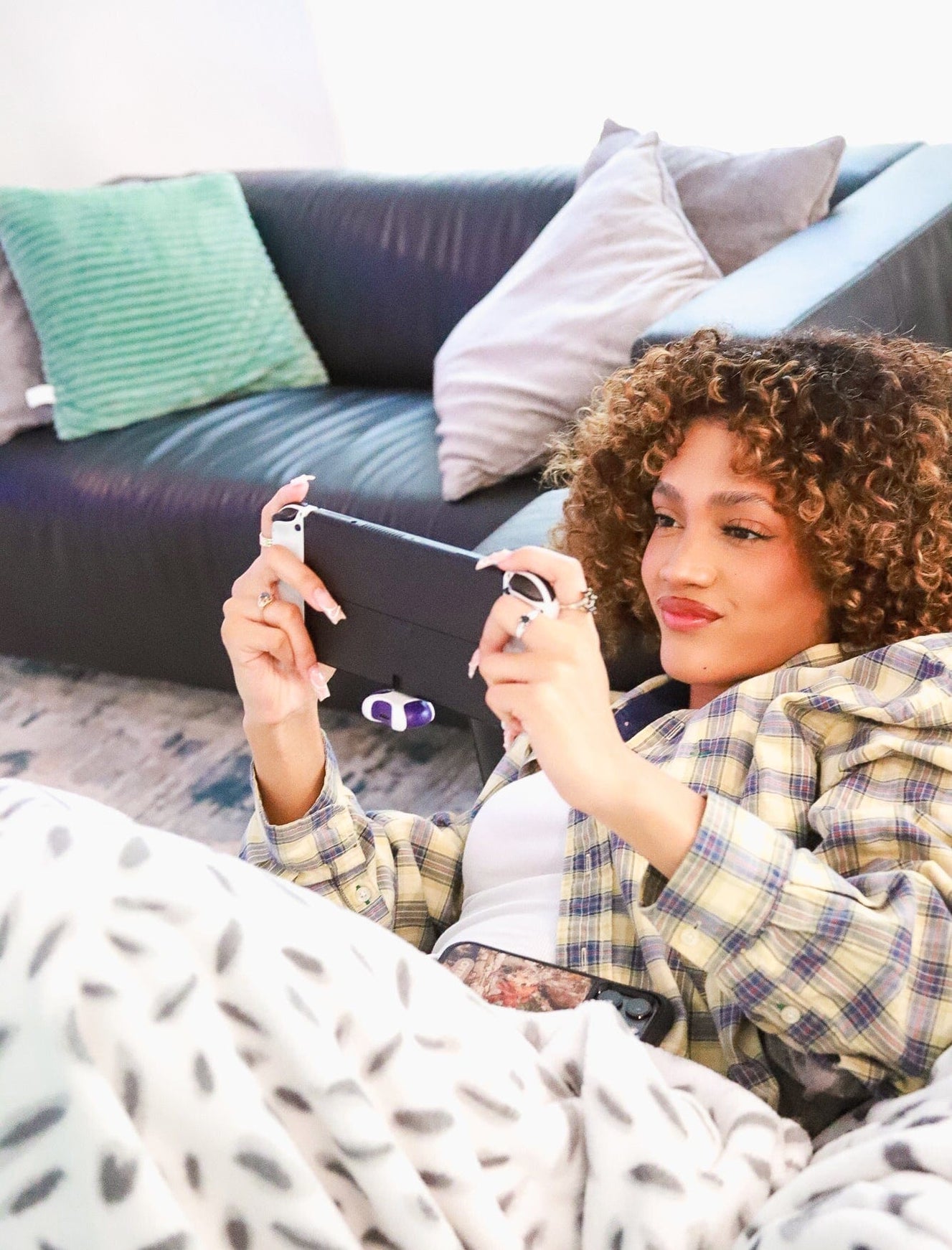 Motor Bunny Fluffer: Haptic Feedback Device - Motorbunny